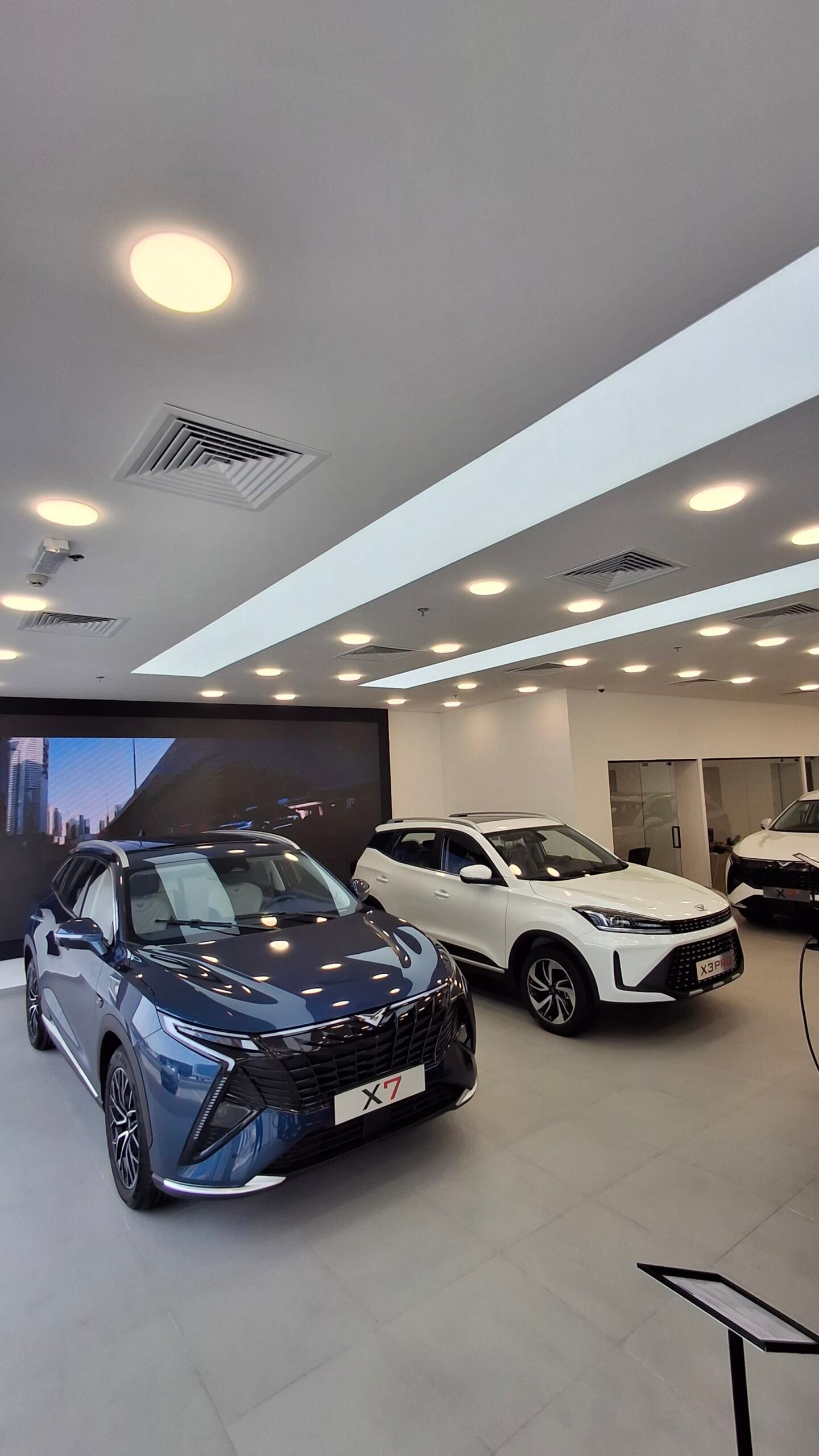 Car Showroom in Al Quoz Dubai | Arion Motors